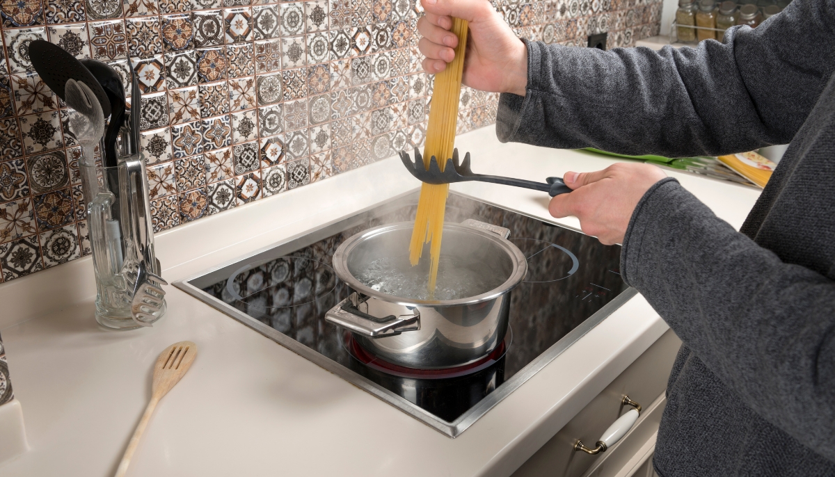 7 Popular Cooking Hacks: Which Ones Actually Work? | Martin & Harris ...