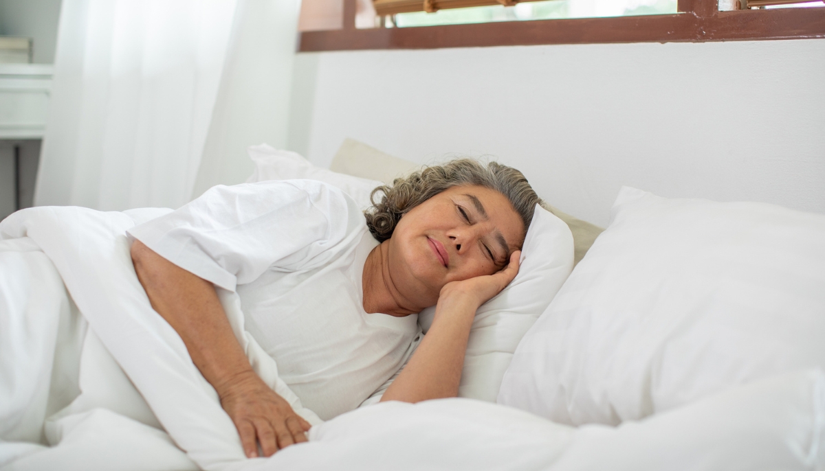 Senior Sleep Made Easy: How to Pick the Perfect Mattress | Appliance ...